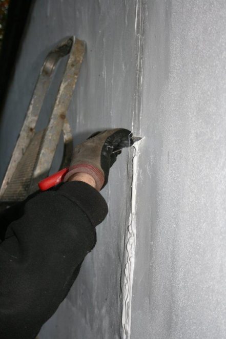 Render Crack Repair. How To Affect A Permanent Repair